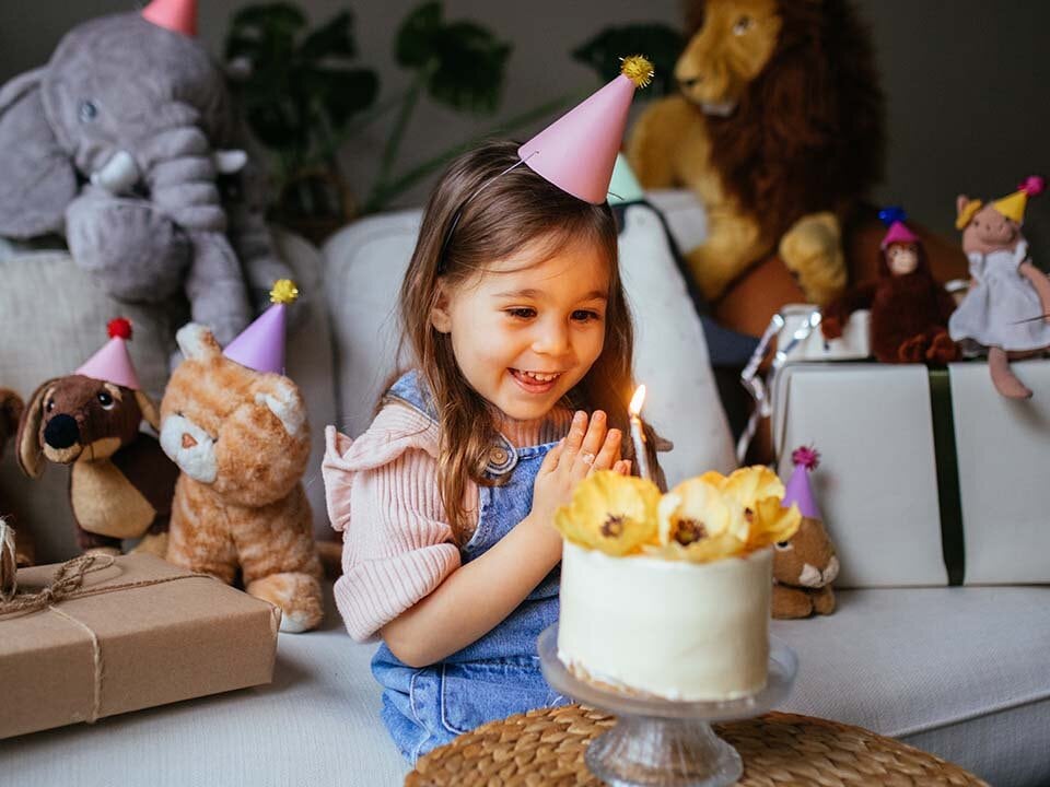 Present till Flicka | Coolstuff (2025)